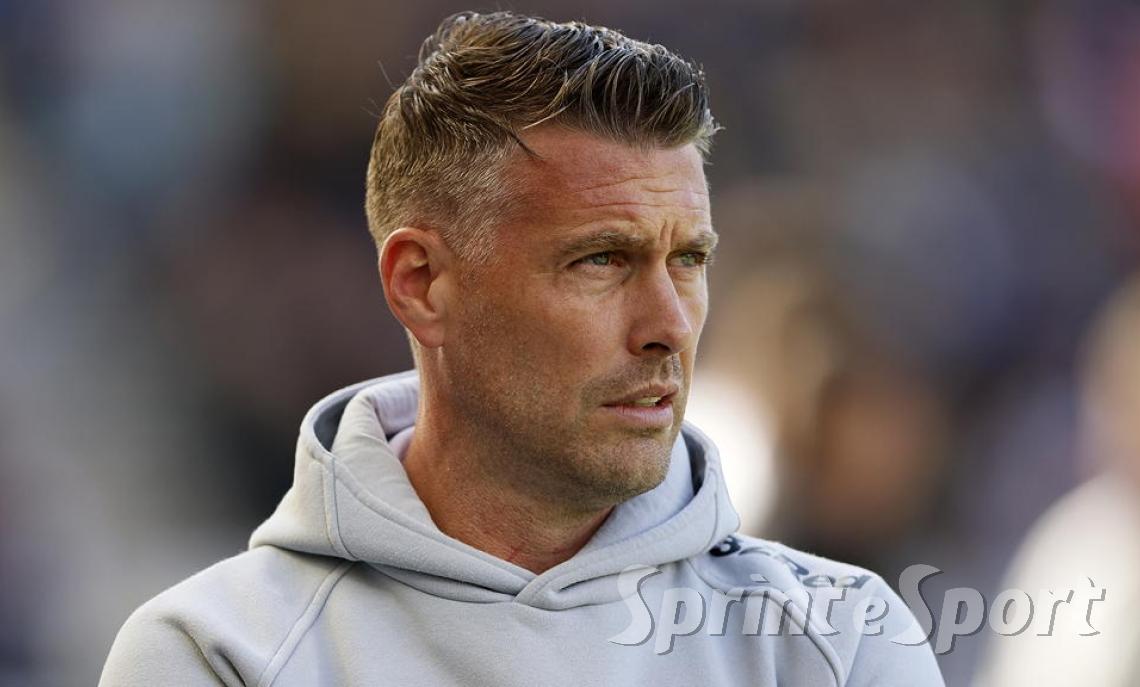 Prima giocatore, ora allenatore: il Wolverhampton sceglie Rob Edwards ...